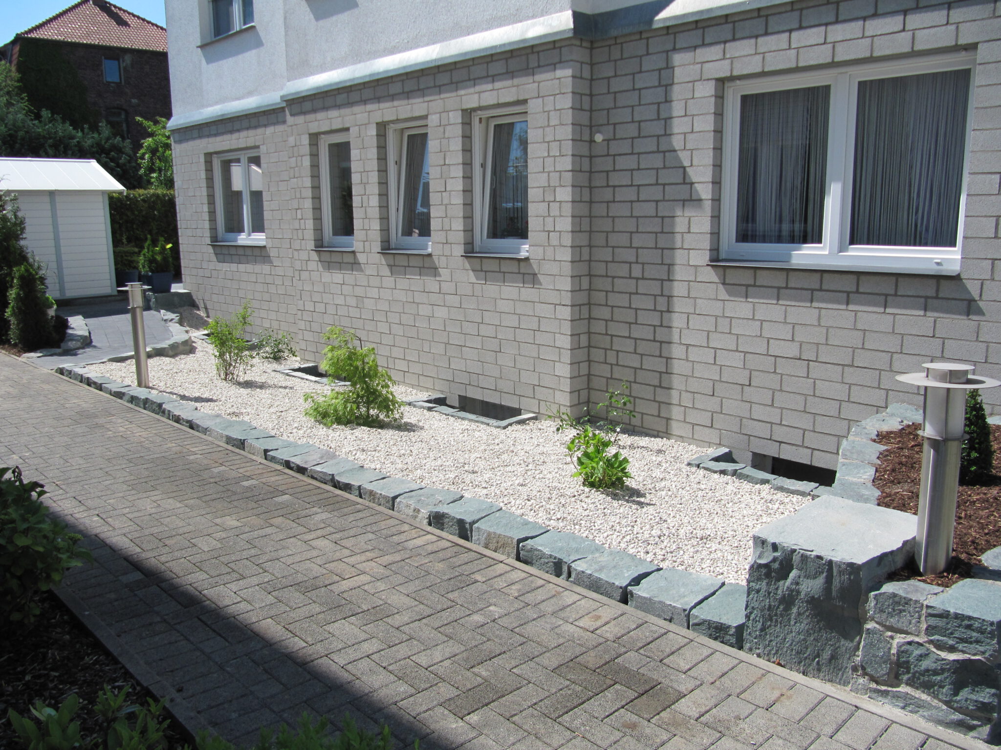 Eingangsbereich – Rasche Garten- und Landschaftsgestaltung